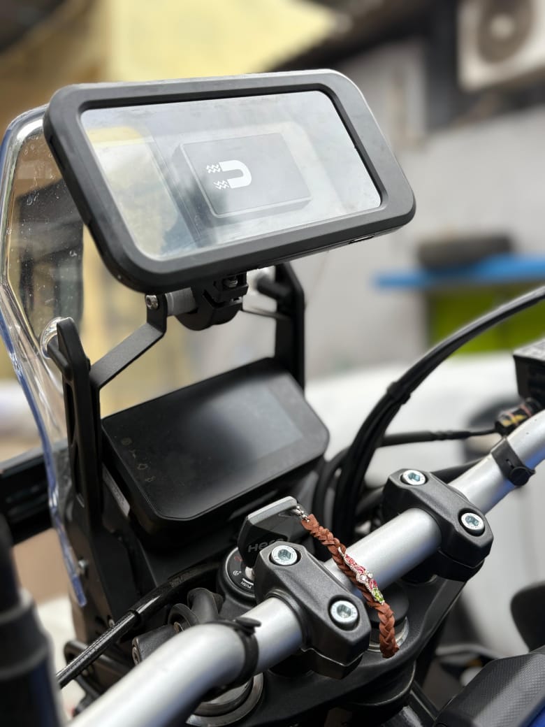 GPS MOUNT XPULSE 210 – Modern Tech